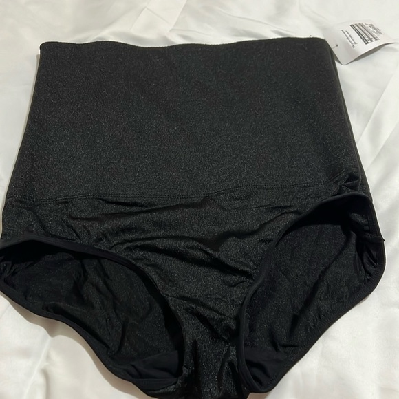 Ashley Stewart | Intimates & Sleepwear | Nwt Ashley Stewart Extra Firm ...
